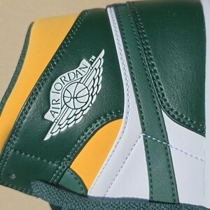Nike | Shoes | Air Jordan S Seattle Supersonics | Poshmark